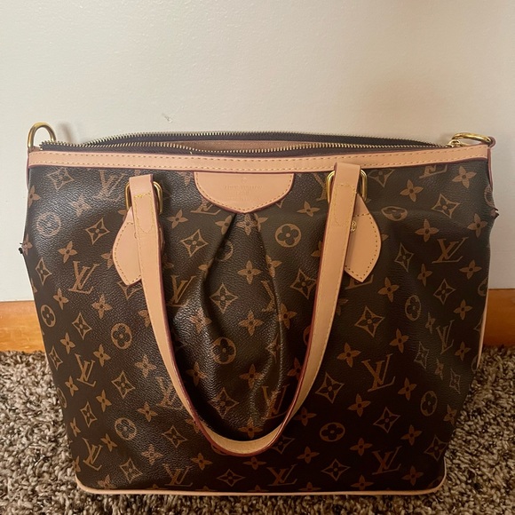 Louis Vuitton | Bags | Authentic Louis Vuitton Handbag | Poshmark
